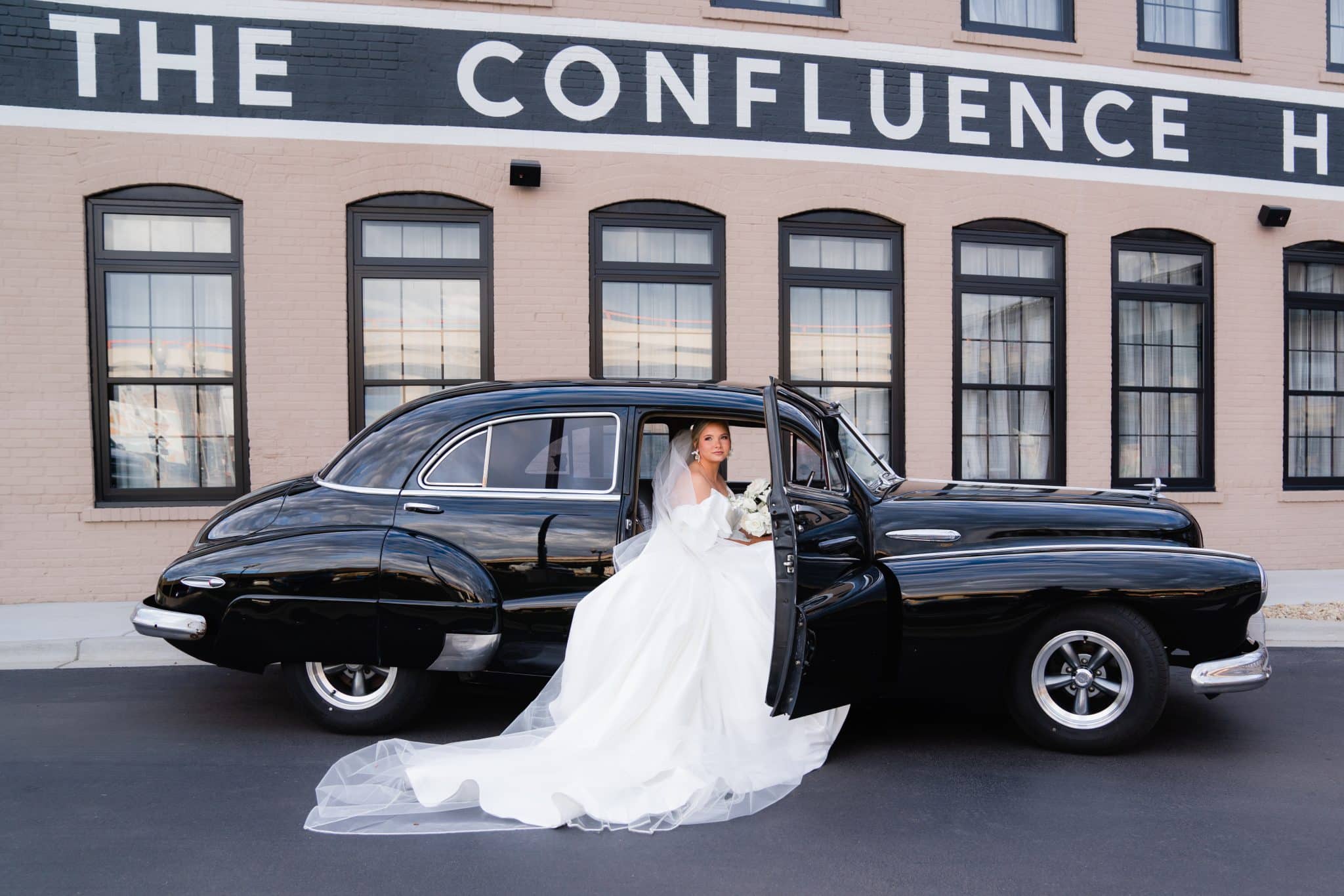 Weddings & Moments - The Confluence Hotel - Hastings, MN - Boutique Hotel